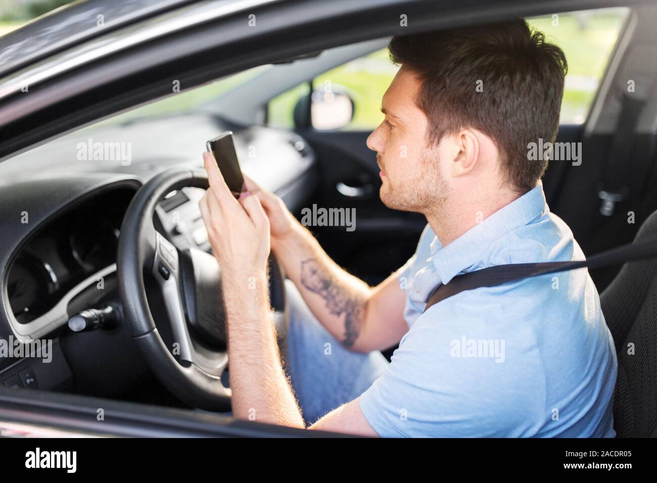 Mobile tattoo vehicle hi-res stock photography and images - Alamy