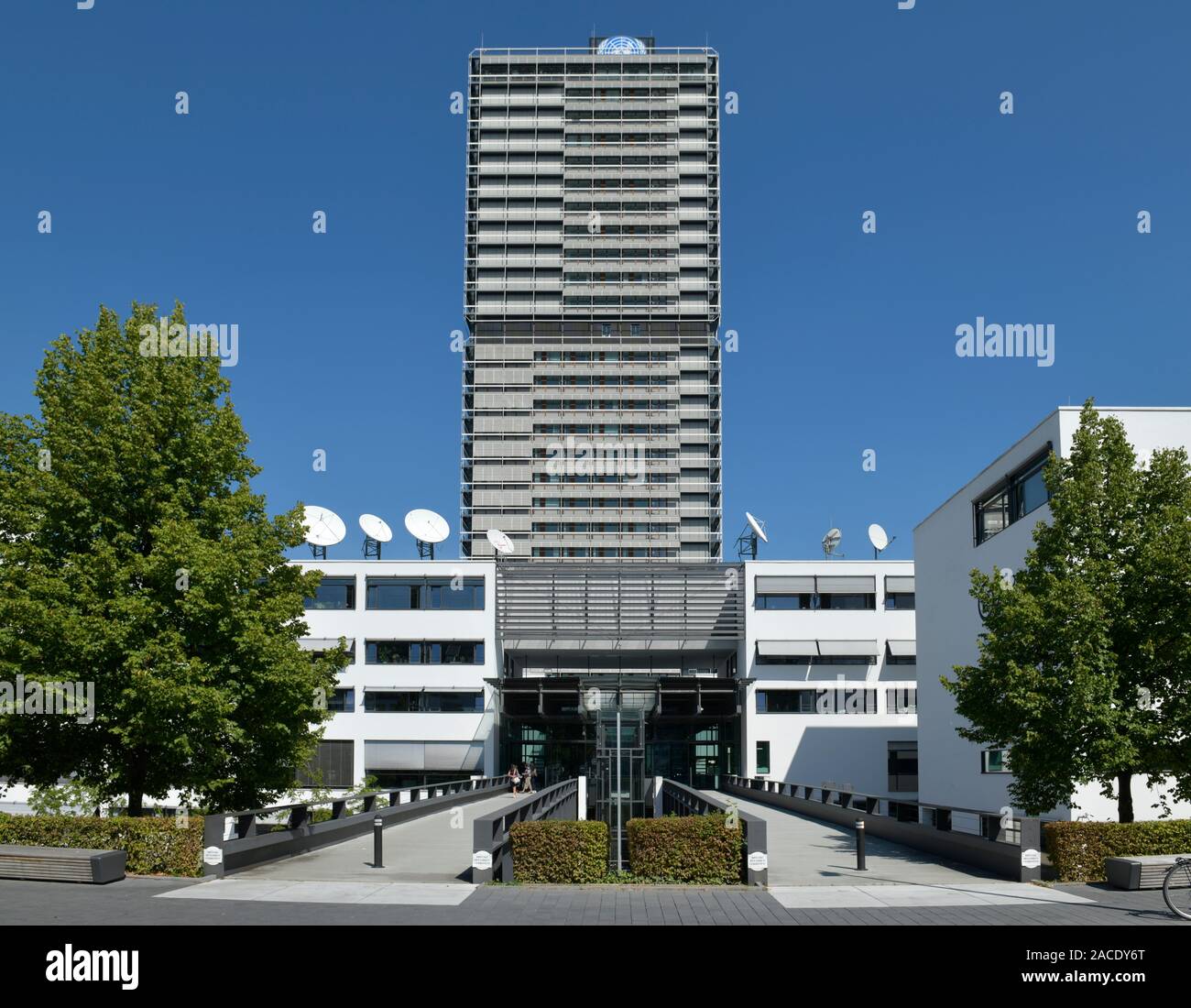 UN-Campus, ehemaliges Abgeordnetenhochhaus "Langer Eugen", Deutsche ...