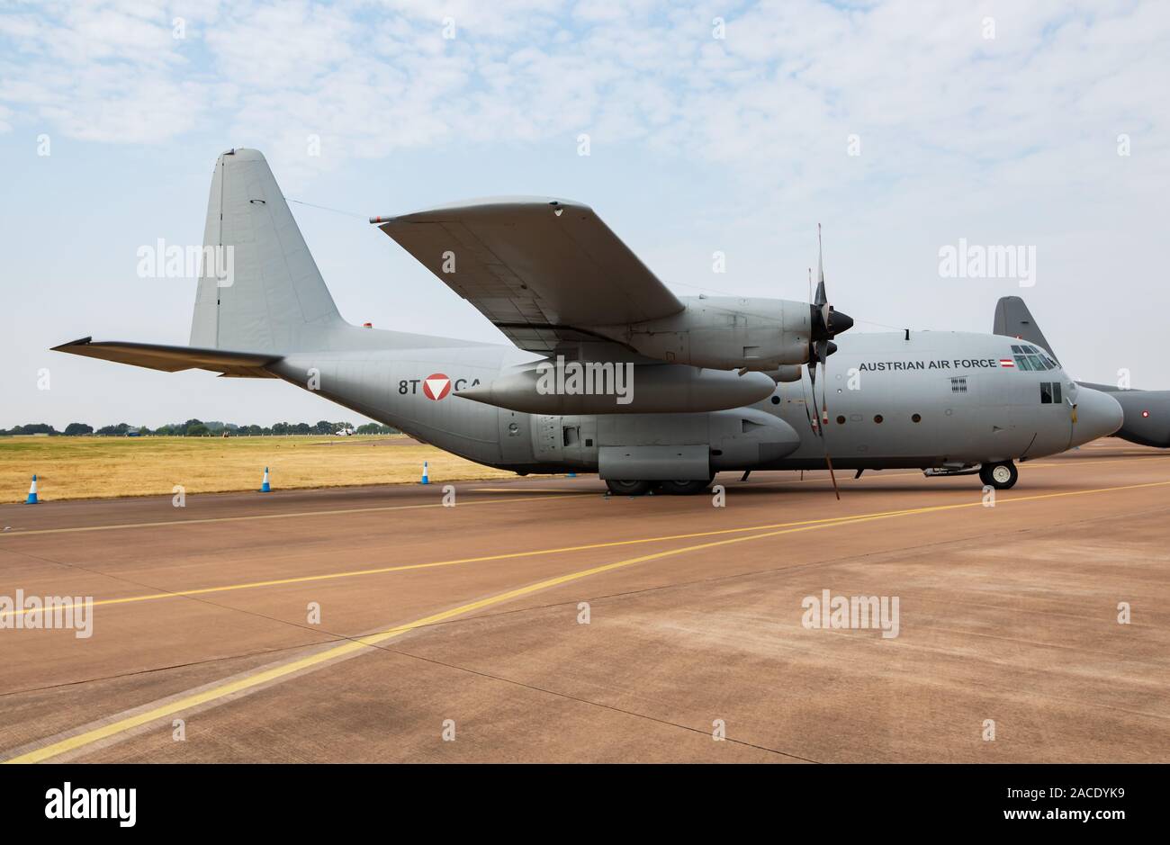 Lockheed c 130k hercules hi-res stock photography and images - Alamy