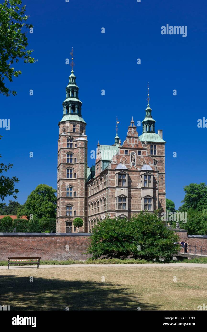 Rosenborg castle lion hi-res stock photography and images - Alamy