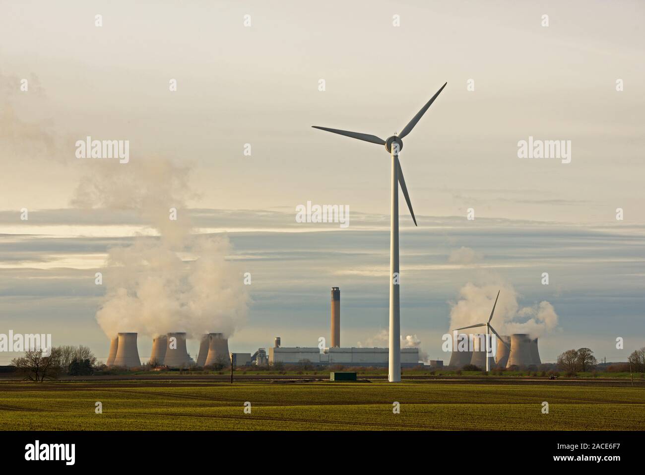 Drax power station and wind turbines, North Yorkshire, England UK Stock ...