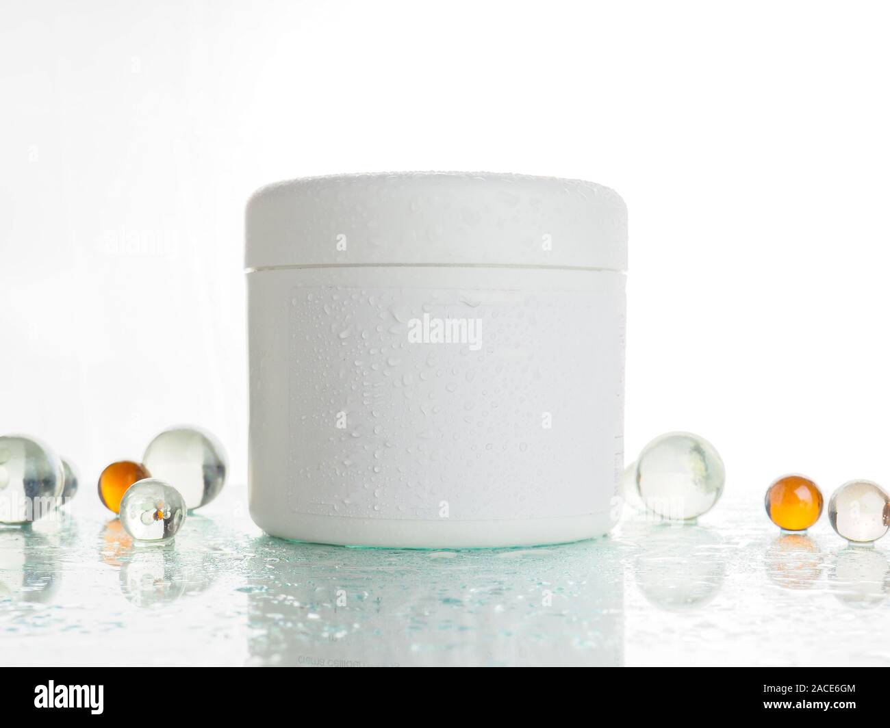 Body scrub hi-res stock photography and images - Alamy