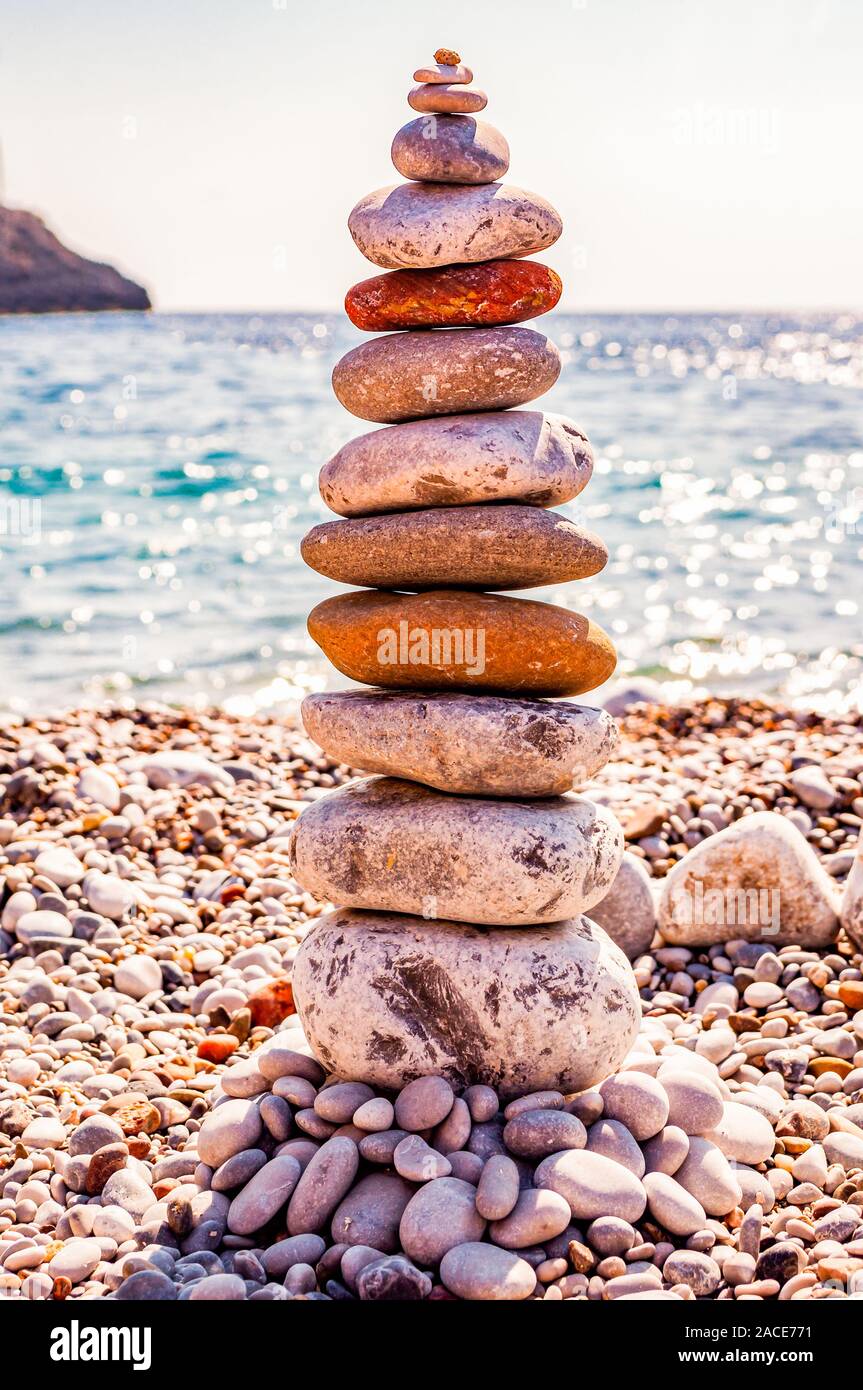 Naturally balanced stones hi-res stock photography and images - Alamy