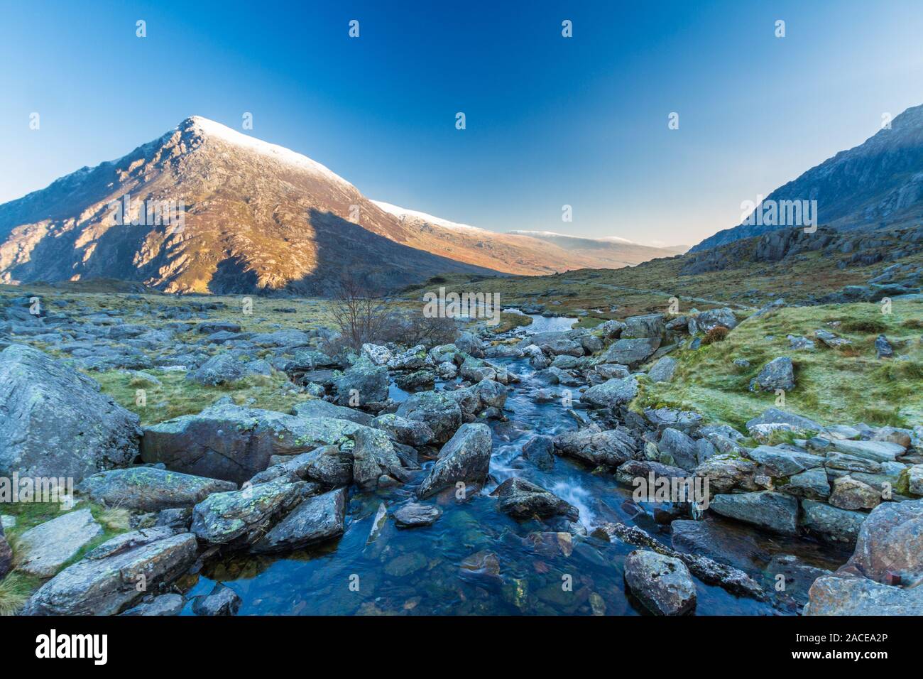Carnedd llewelyn view hi-res stock photography and images - Alamy