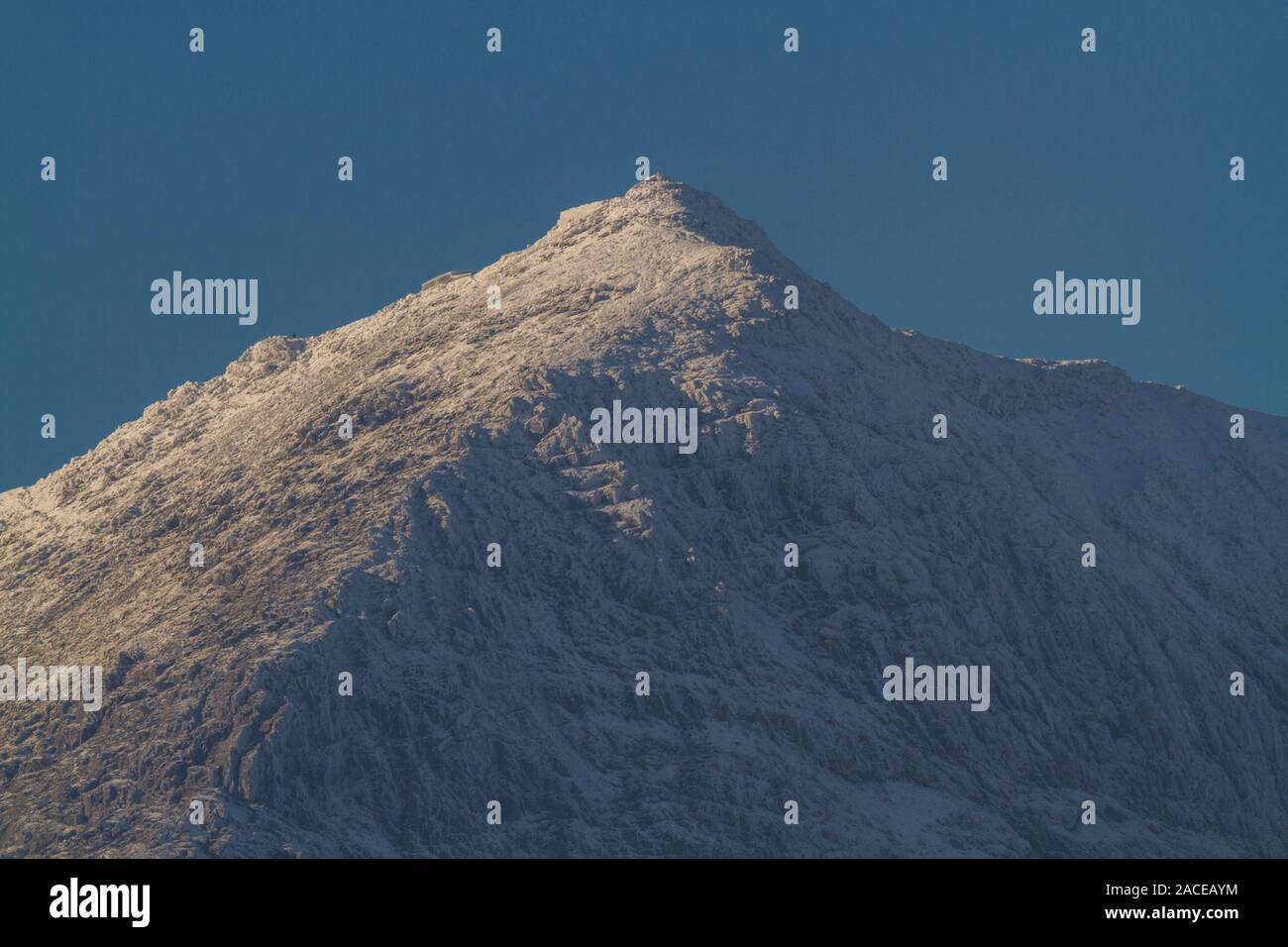 Snow on the Peak of Mount Snowdon, North Wales, landscape, telephoto ...