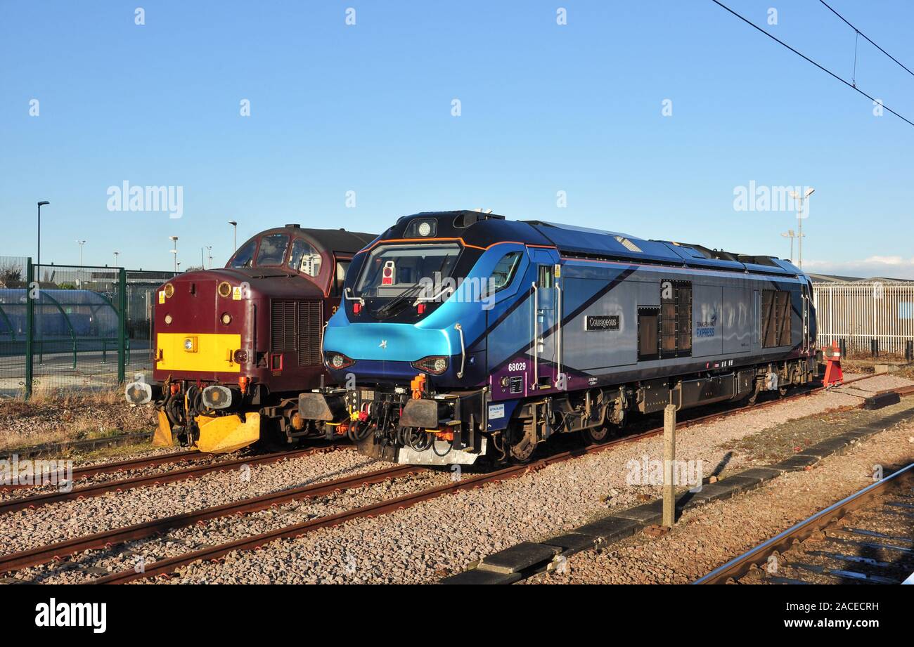 Class 37 diesel locomotives hi-res stock photography and images - Alamy