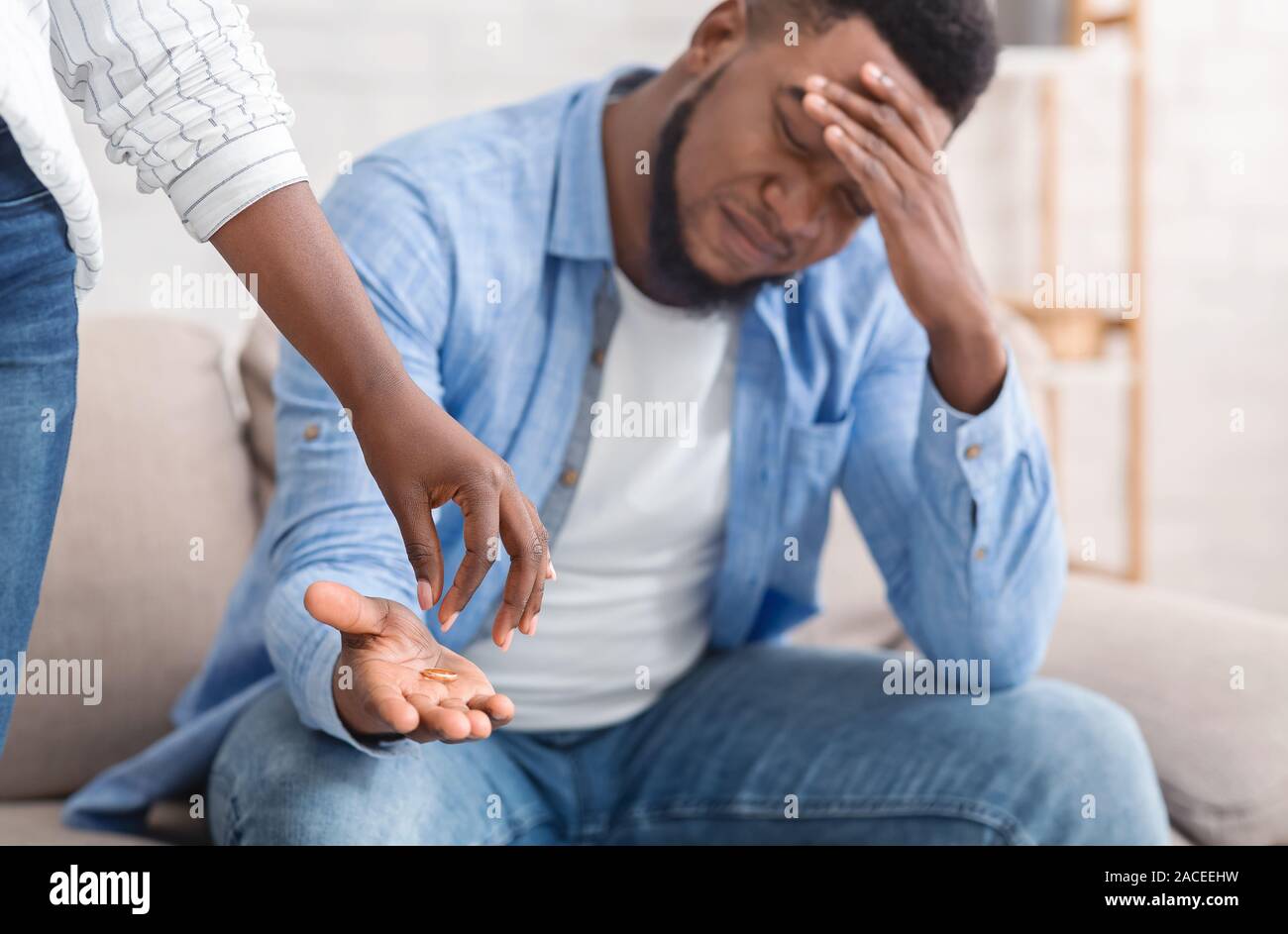 Wedding crying hi-res stock photography and images - Alamy