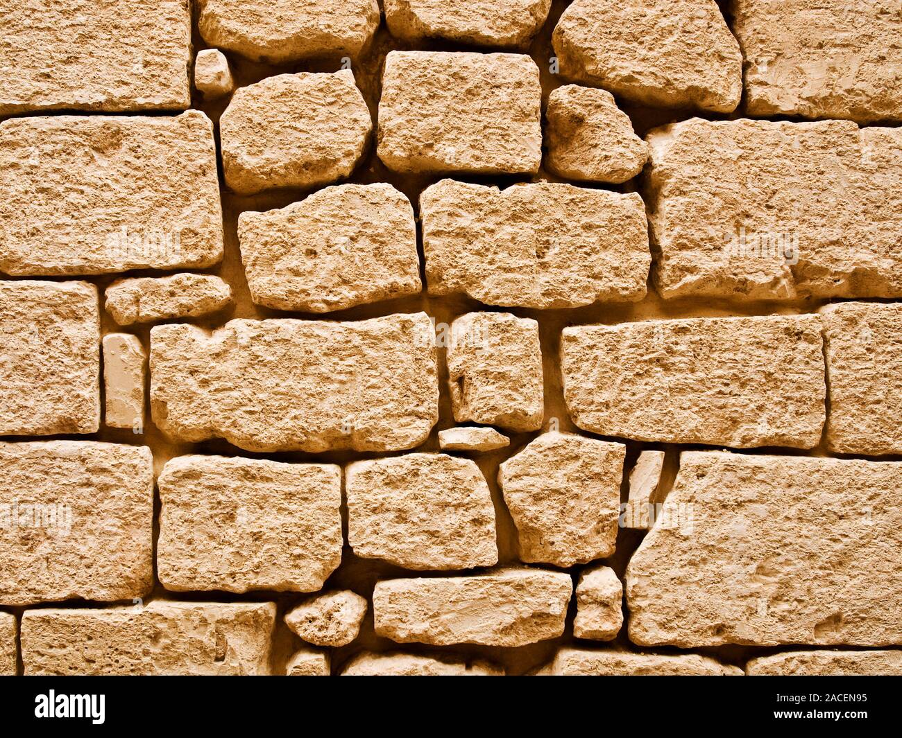 Detail and texture of medieval buildings. Limestone wall in Malta Stock ...