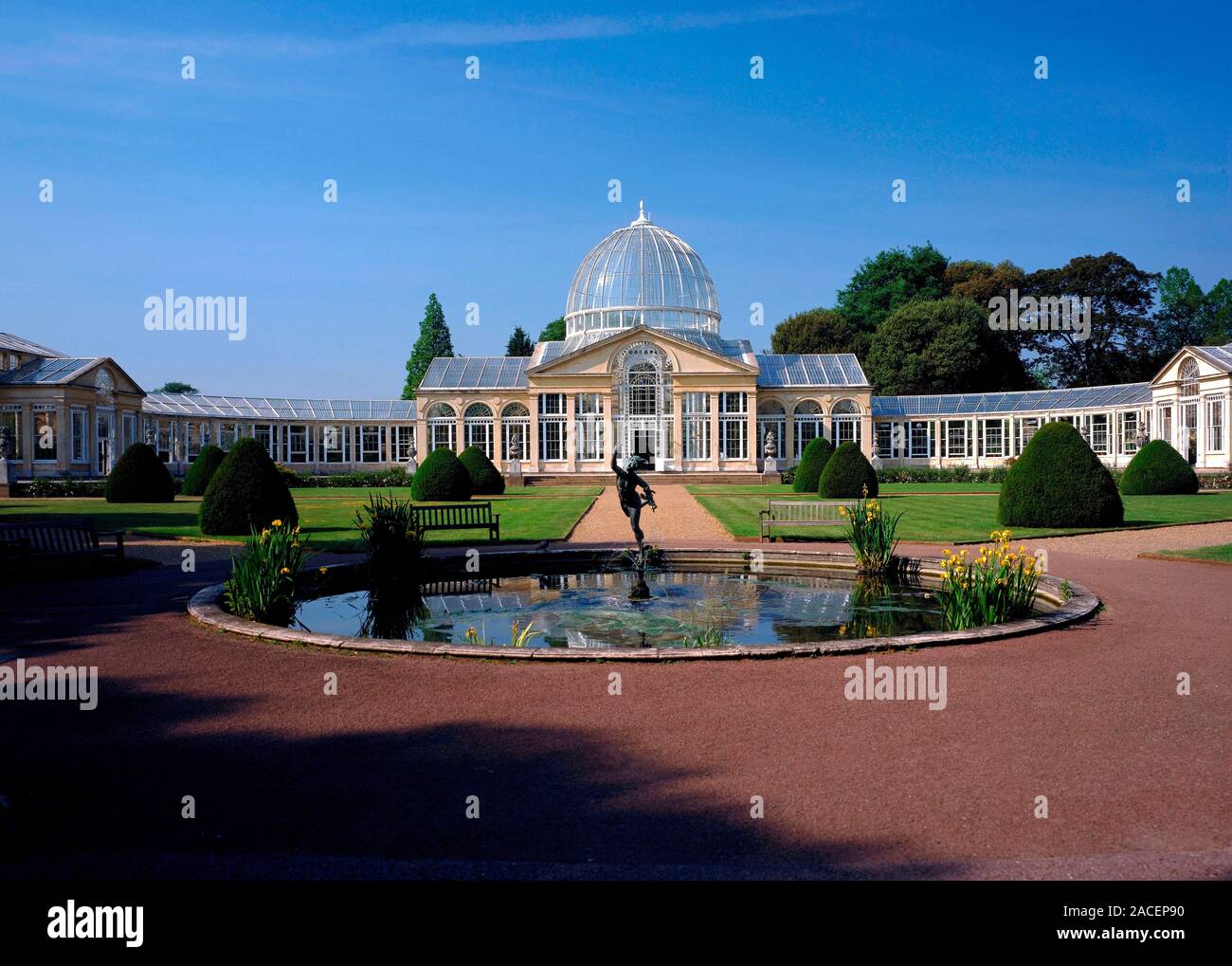 Syon Park. View of conservatory and ornamental pond, Syon Park and ...