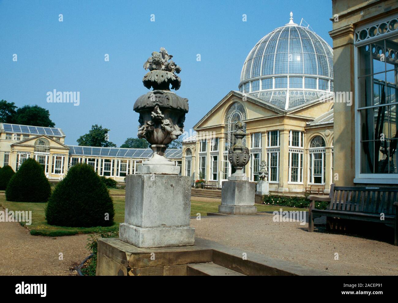 Syon Park. View of conservatory, Syon Park and Gardens, Middlesex ...