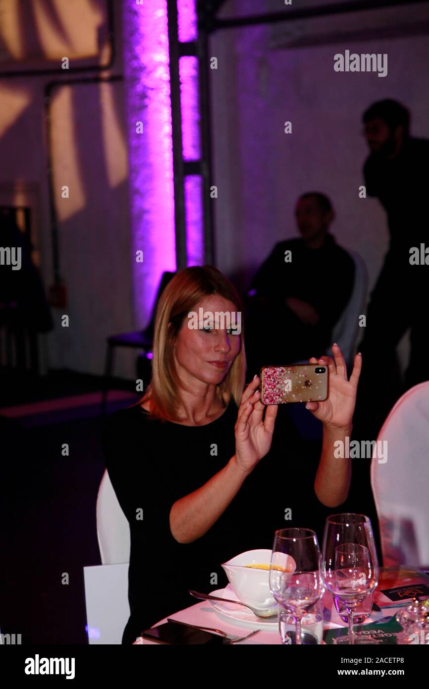 die Partnerin von Balian Buschbaum Partnerin bei der CHARITY GALA - SK ...