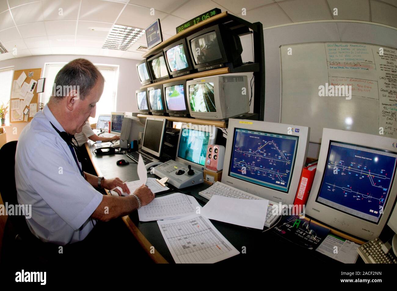 Tram and traffic control centre, Croydon UK Stock Photo - Alamy
