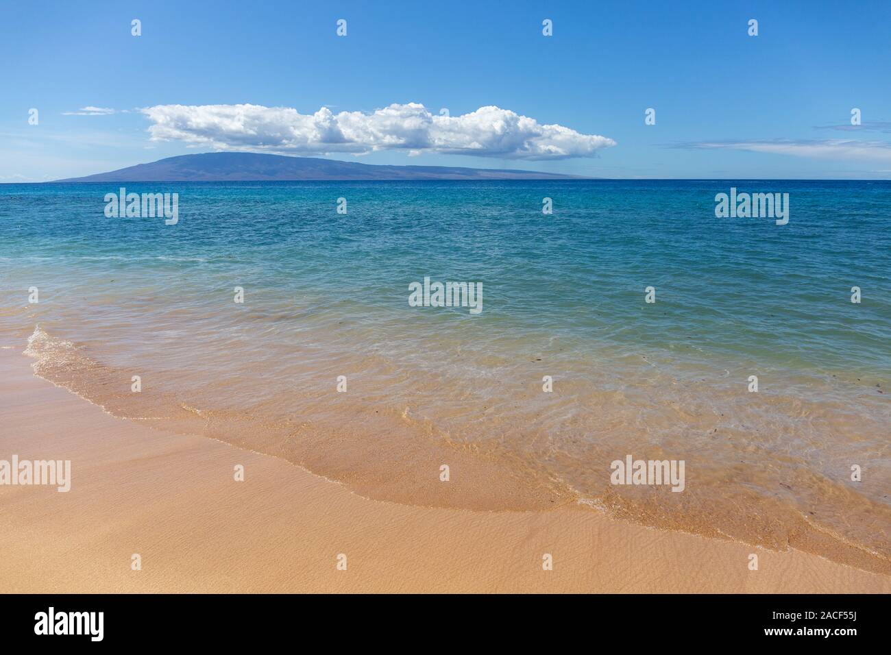Maui beach views, Hawaii Stock Photo - Alamy