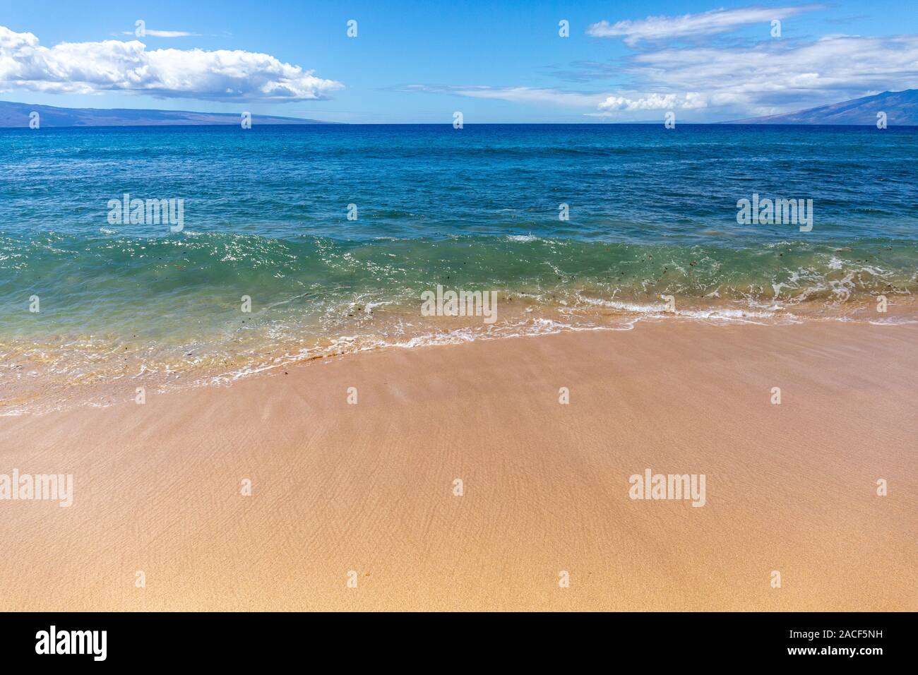 Maui beach views, Hawaii Stock Photo - Alamy