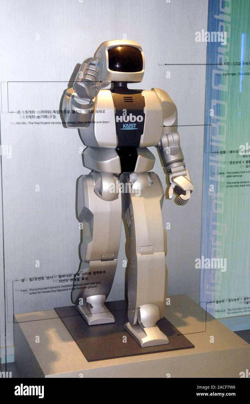Hubo humanoid robot. This was one of the first humanoid robot equipped ...