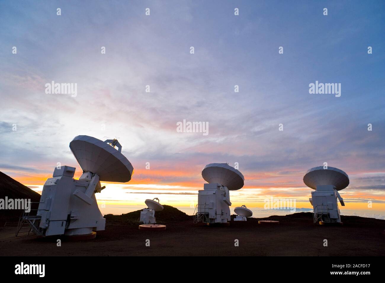 Submillimeter Array telescopes. The Submillimetre Array is composed of ...