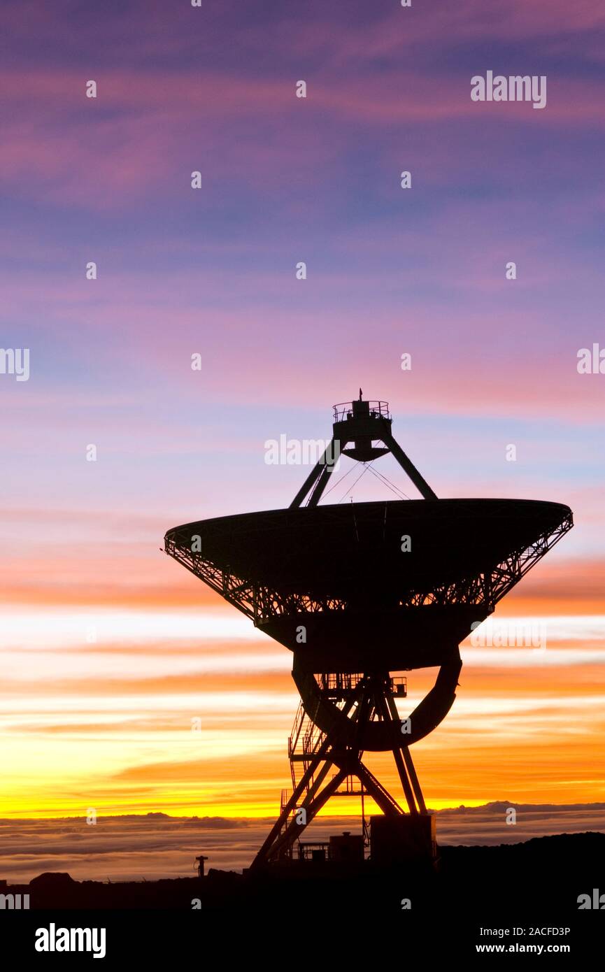 Very Long Baseline Array (VLBA) radio telescope at sunrise. This 25 ...