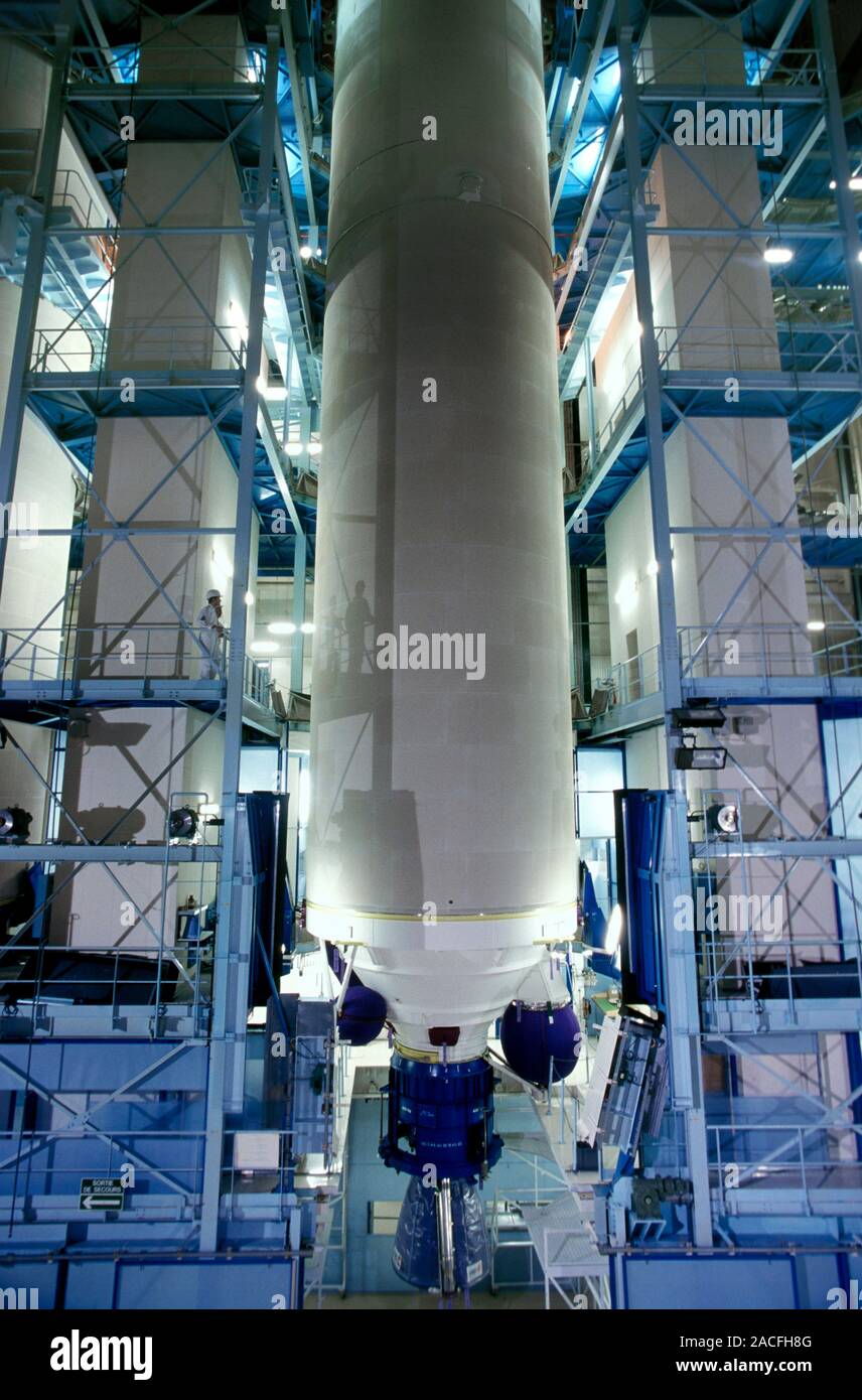 Ariane 5 production. Cryogenic tank main stage (centre) and Vulcain ...