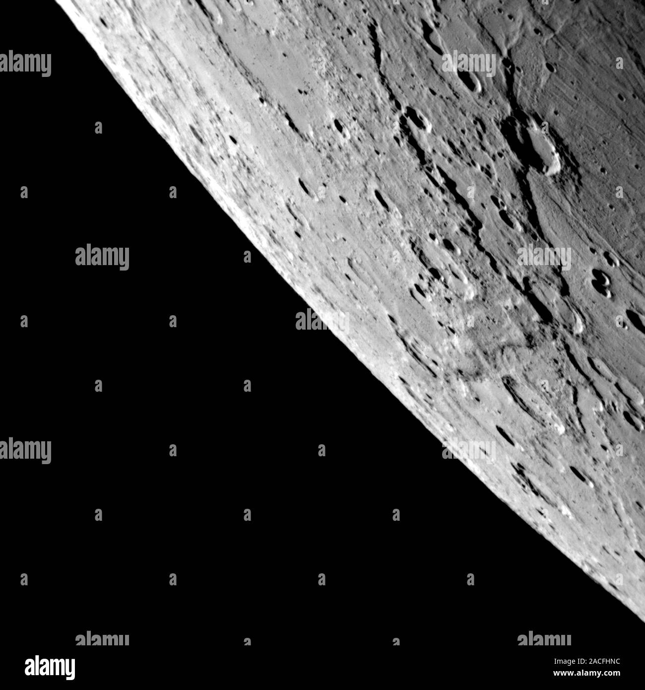 Mercury. MESSENGER image of part of the surface of Mercury, the closest ...