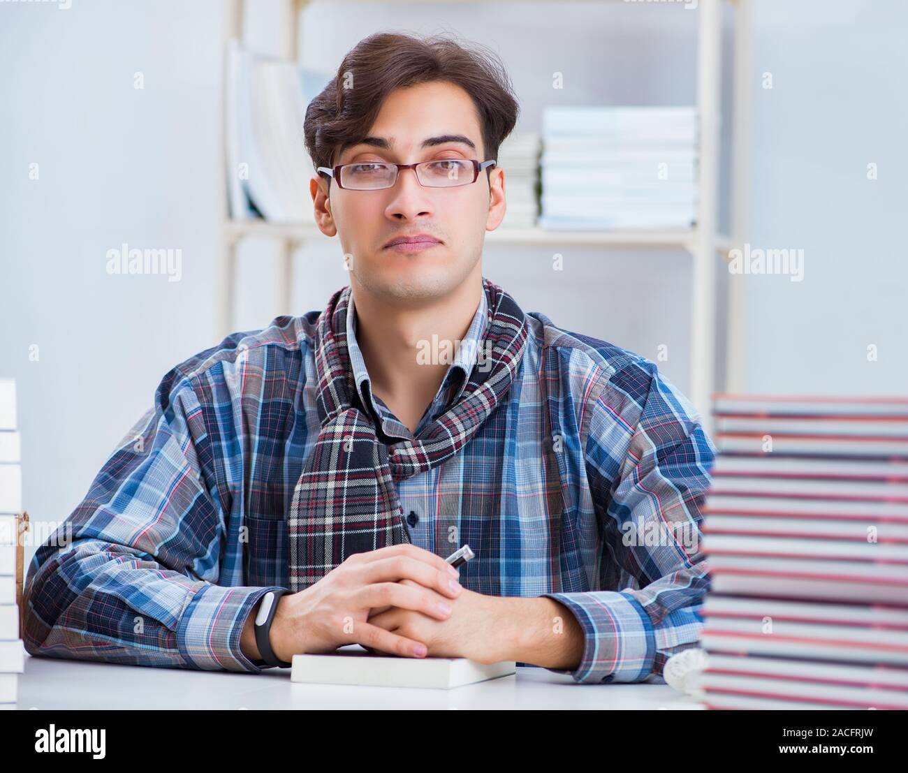 Signing book of dedication hi-res stock photography and images - Alamy