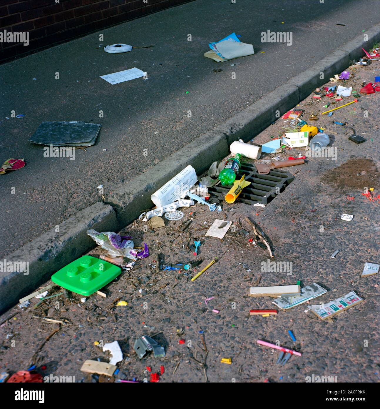 Street litter. Photographed in Wolverhampton, UK Stock Photo - Alamy