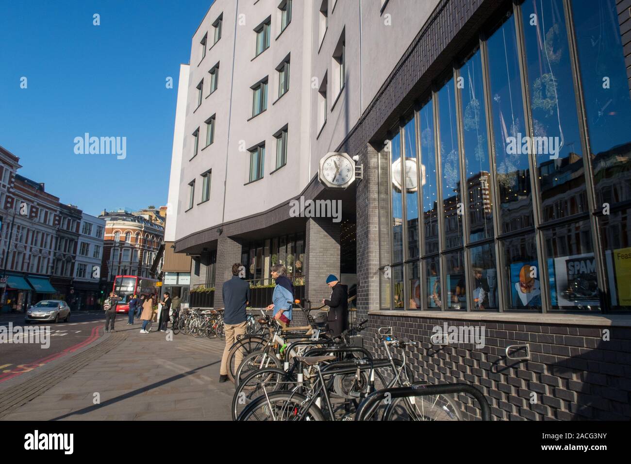 Shoreditch High Street Stock Photo - Alamy
