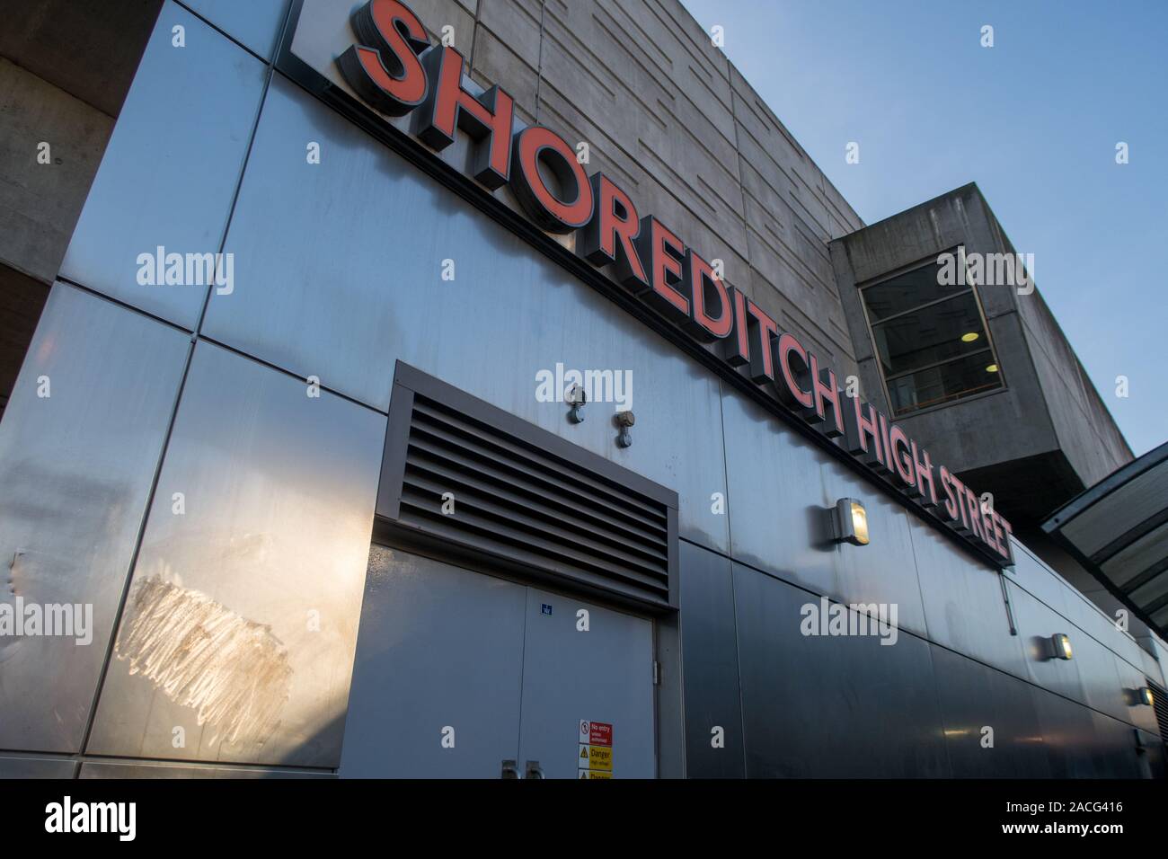 Shoreditch High Street Overground station Stock Photo - Alamy