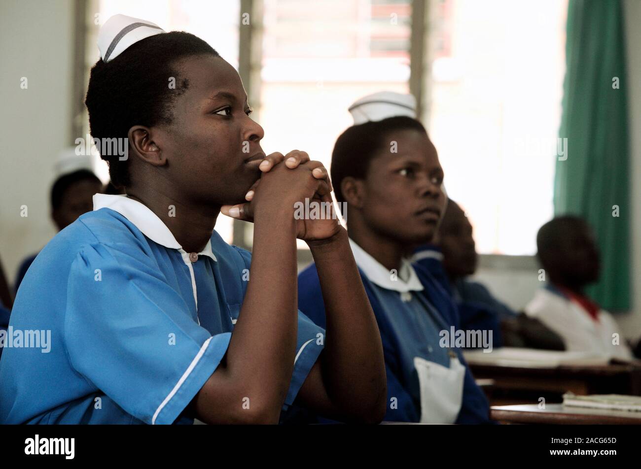 Medical training. Doctors and nurses in a hospital lecture room ...