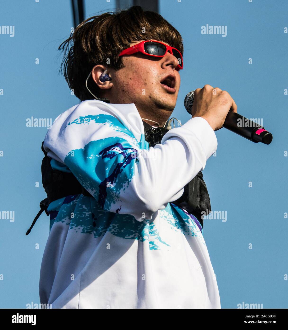 Oliver tree singer hi-res stock photography and images - Alamy