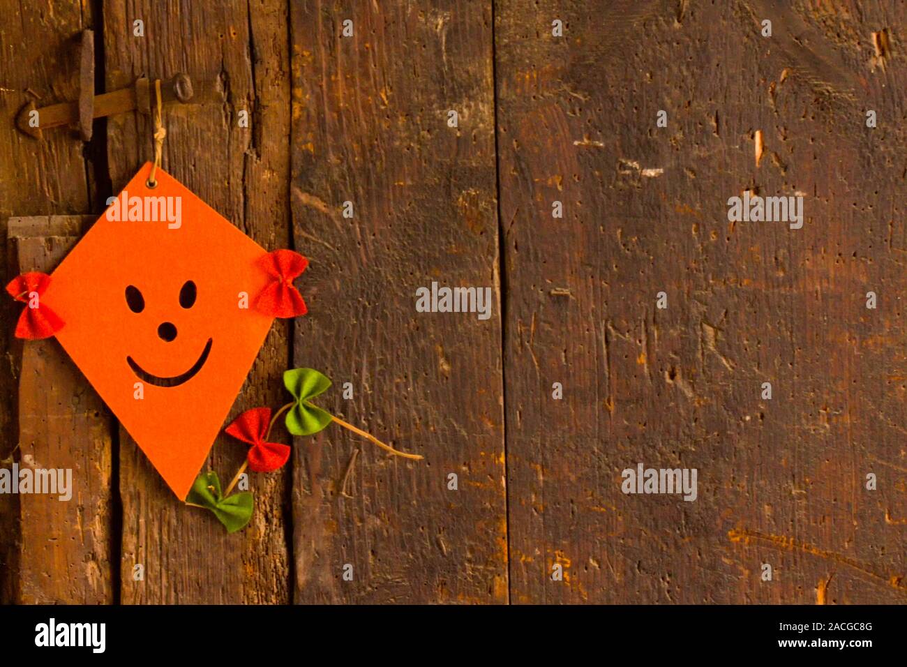 Kite paper texture hi-res stock photography and images - Alamy