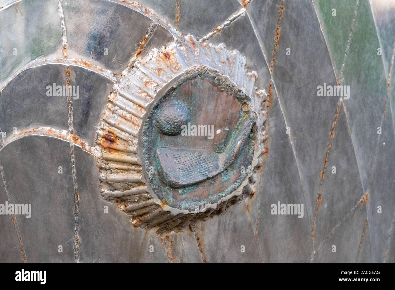 Musselburgh mussel sculpture hi-res stock photography and images - Alamy