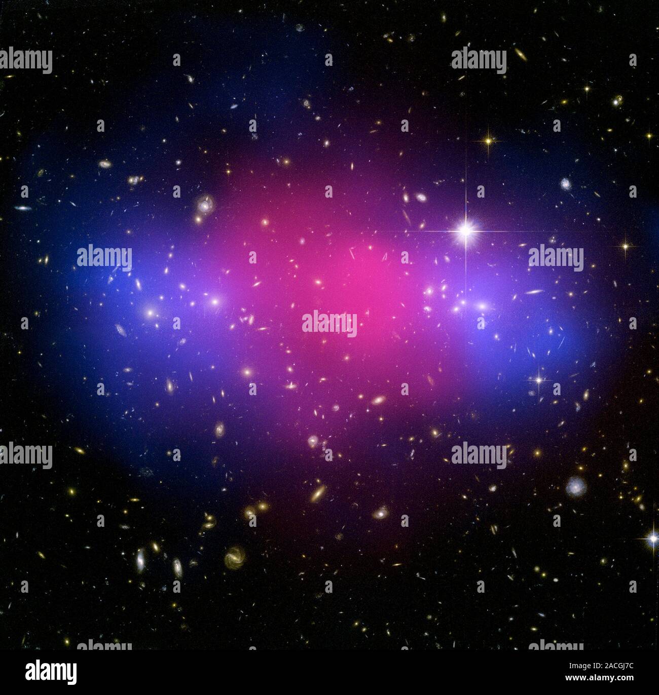 Galaxy cluster MACS J0025.4-1222 collision. Combined Hubble Space ...