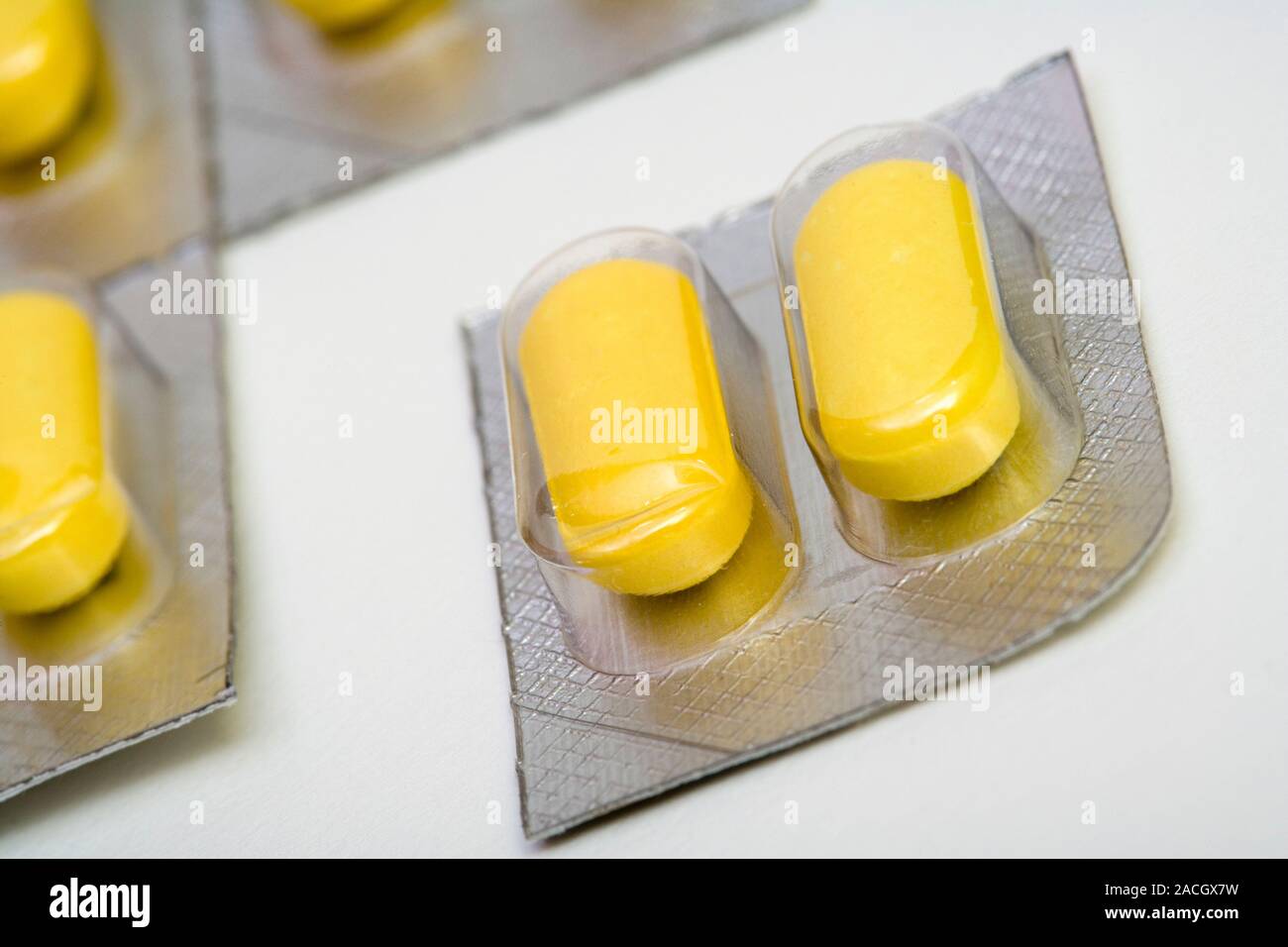 Blister pack of pills Stock Photo - Alamy
