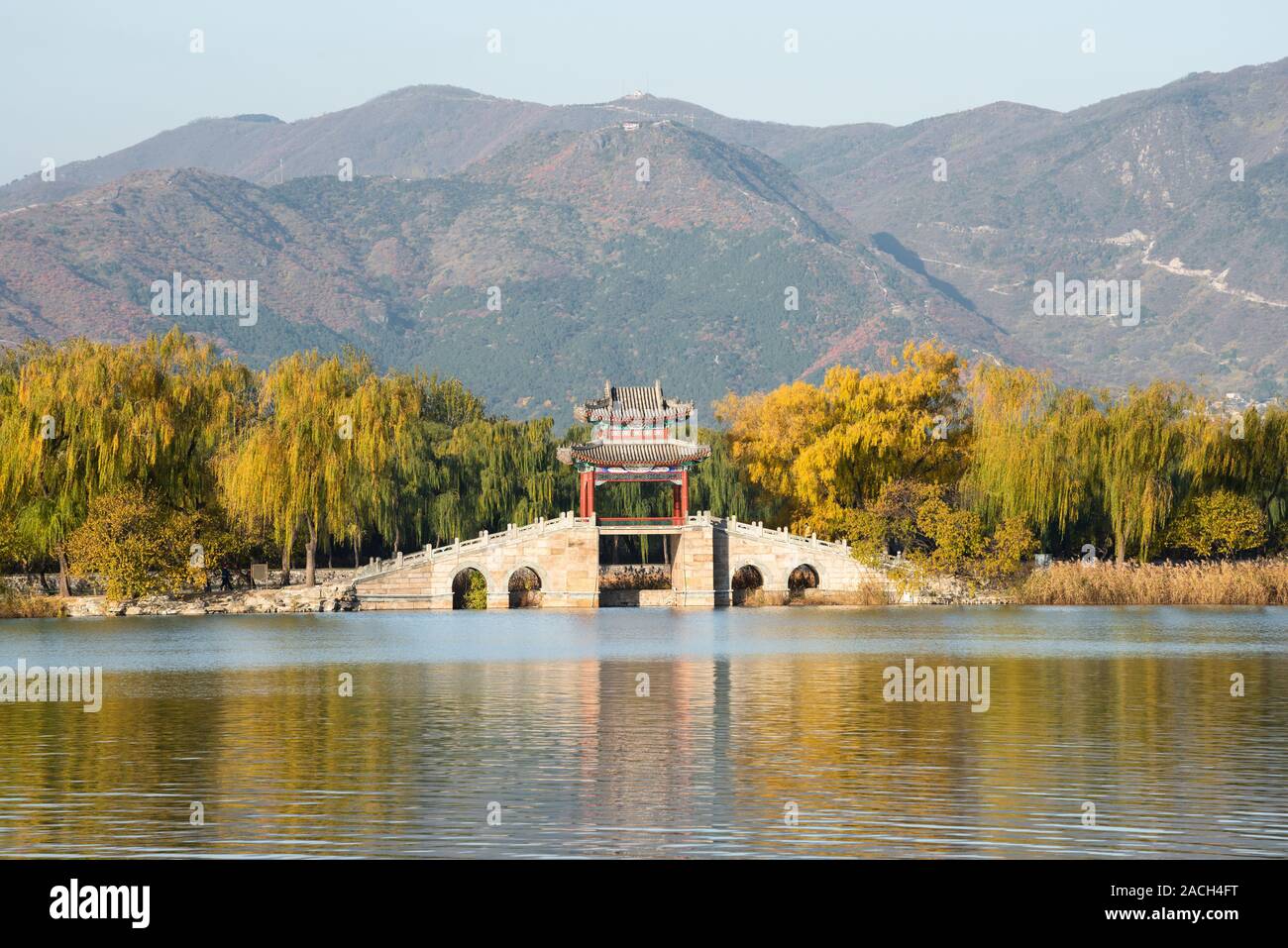 Willow Bridge High Resolution Stock Photography and Images - Alamy