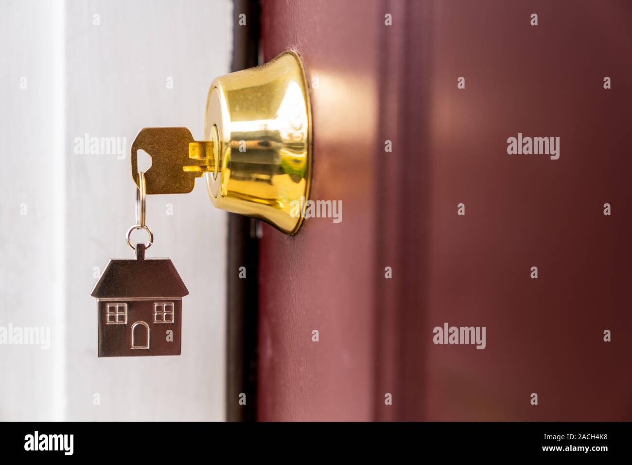 Key house keychain in hi-res stock photography and images - Alamy