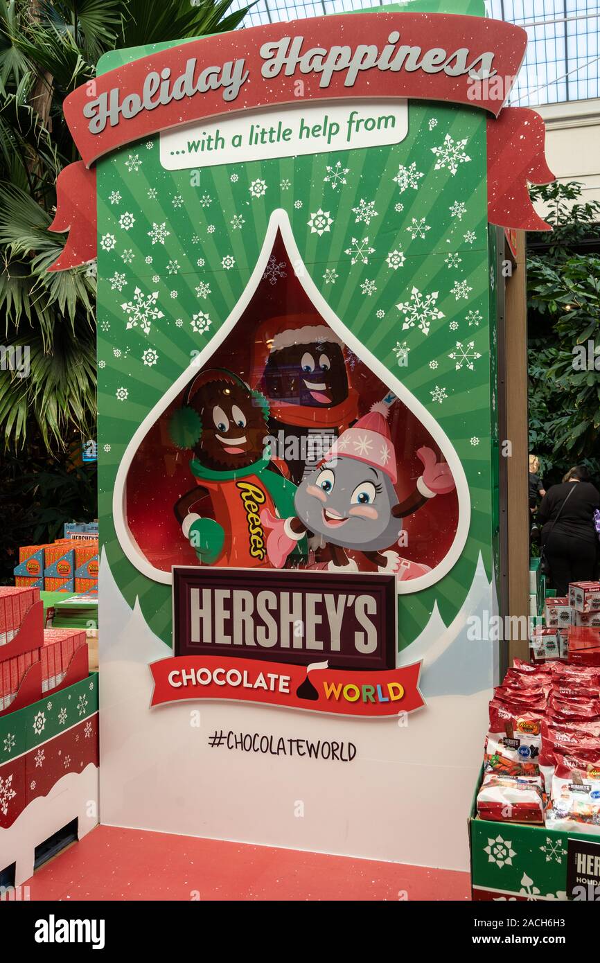 Candy display hi-res stock photography and images - Alamy