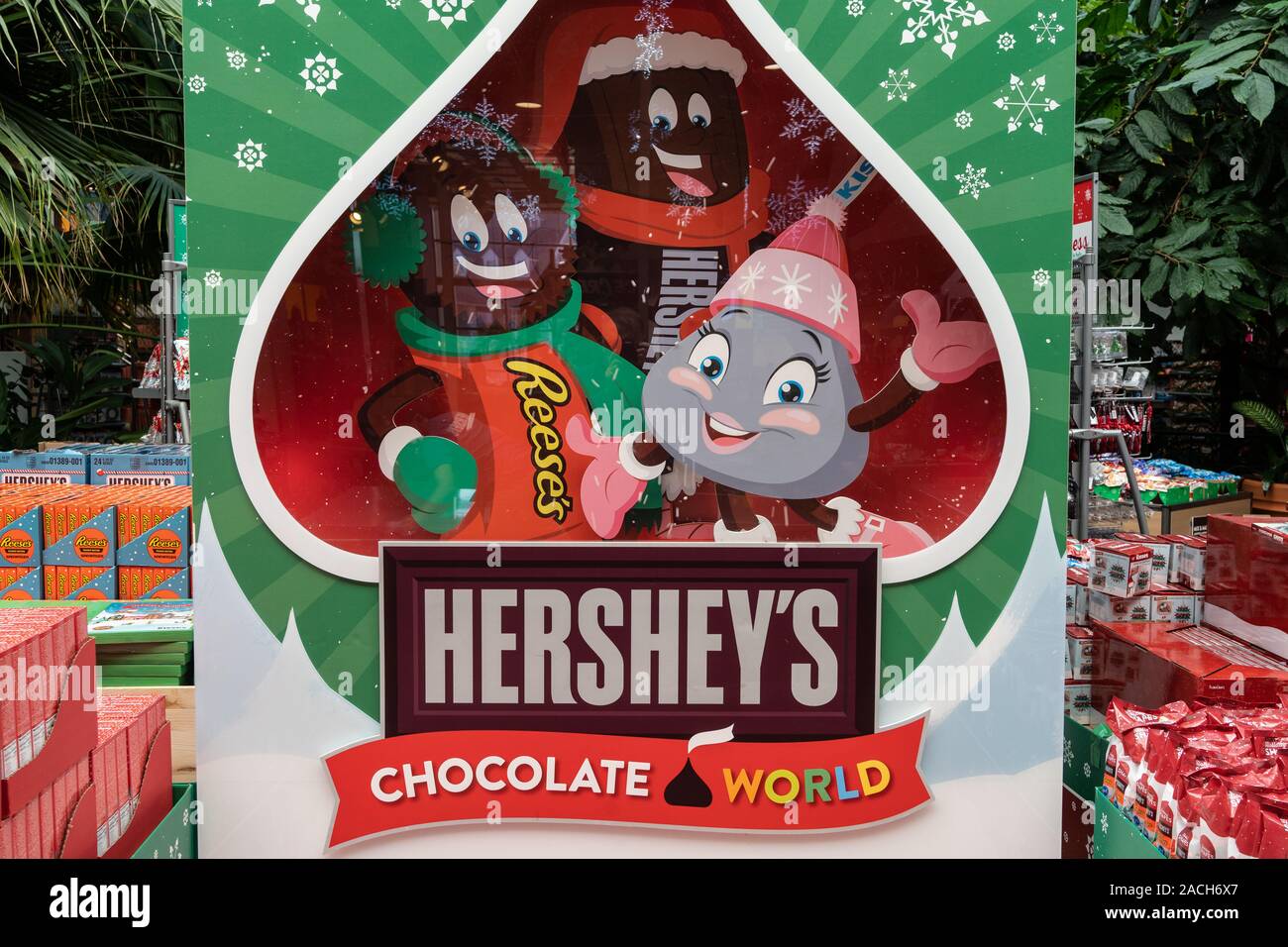 Candy display hi-res stock photography and images - Alamy