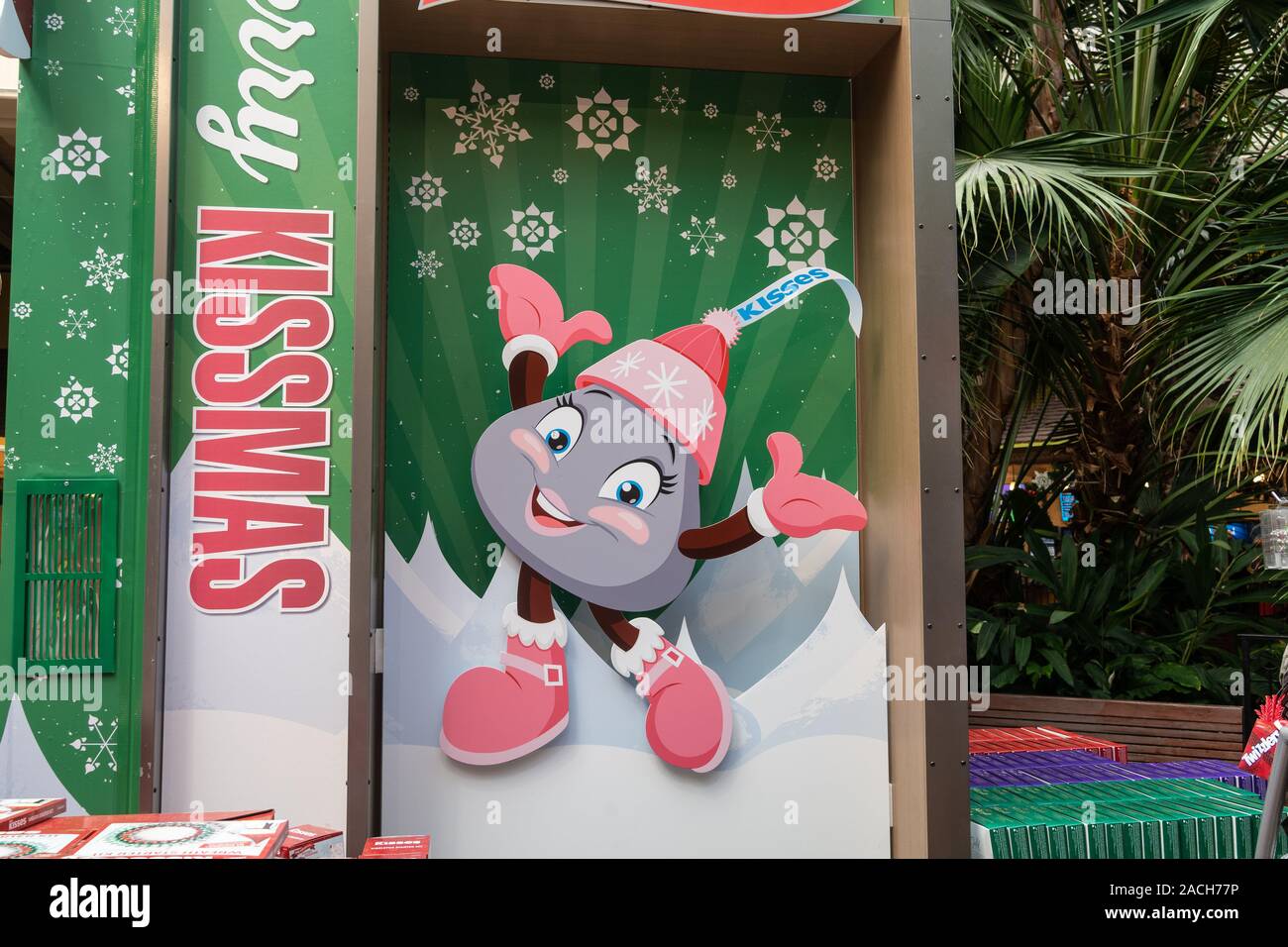 Candy display hi-res stock photography and images - Alamy