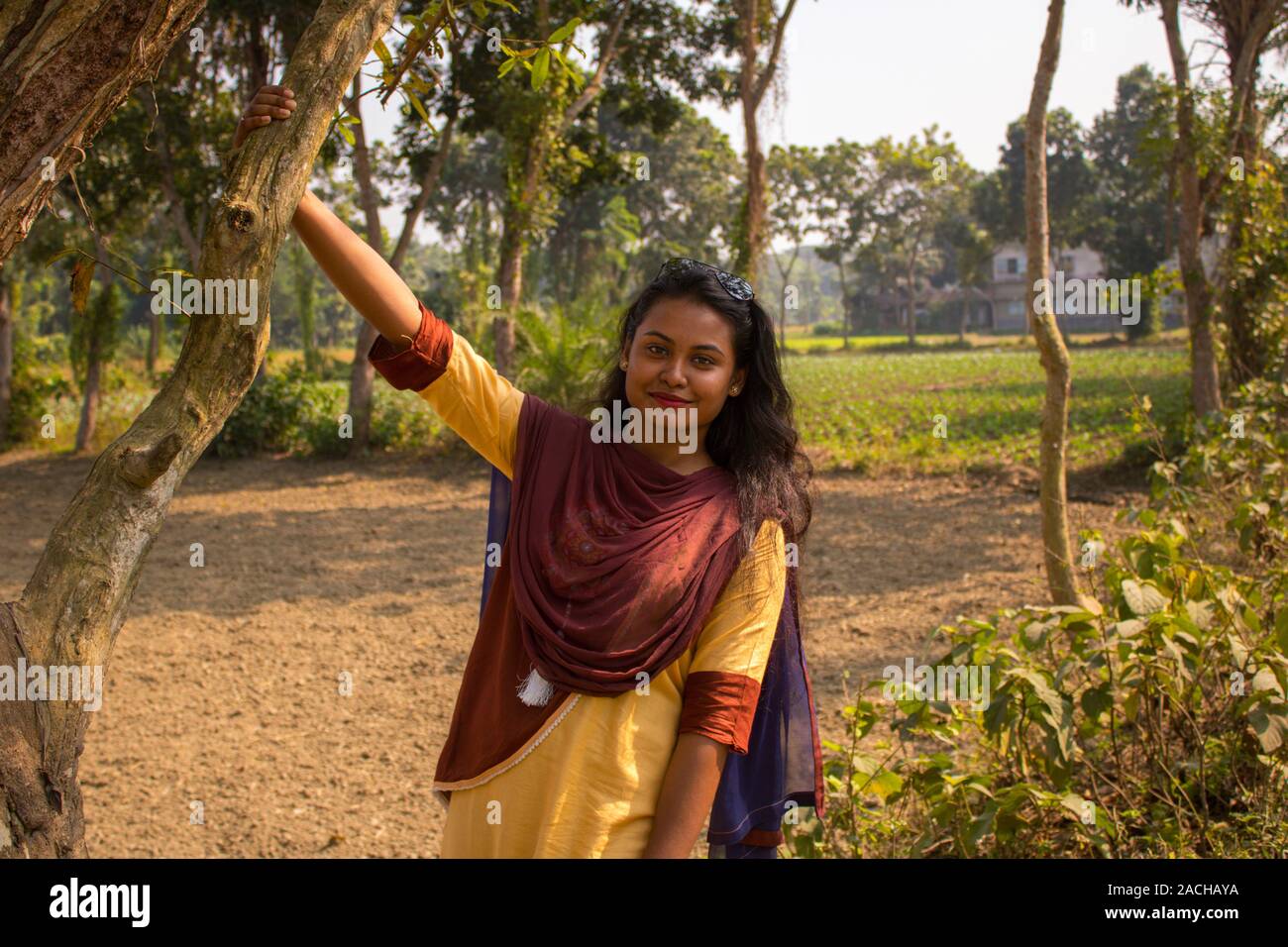Bangladeshi girl hi-res stock photography and images - Alamy