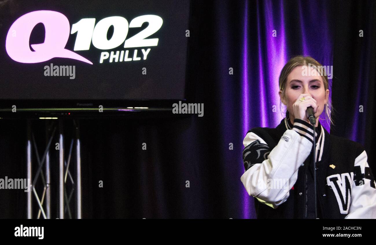 BALA CYNWYD, PA, USA - FEBRUARY 25, 2019: American Singer-Songwriter ...