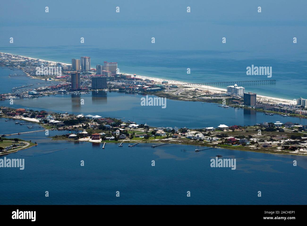 Gulf of Mexico oil spill. Oil slicks off the coast of Pensacola Beach ...