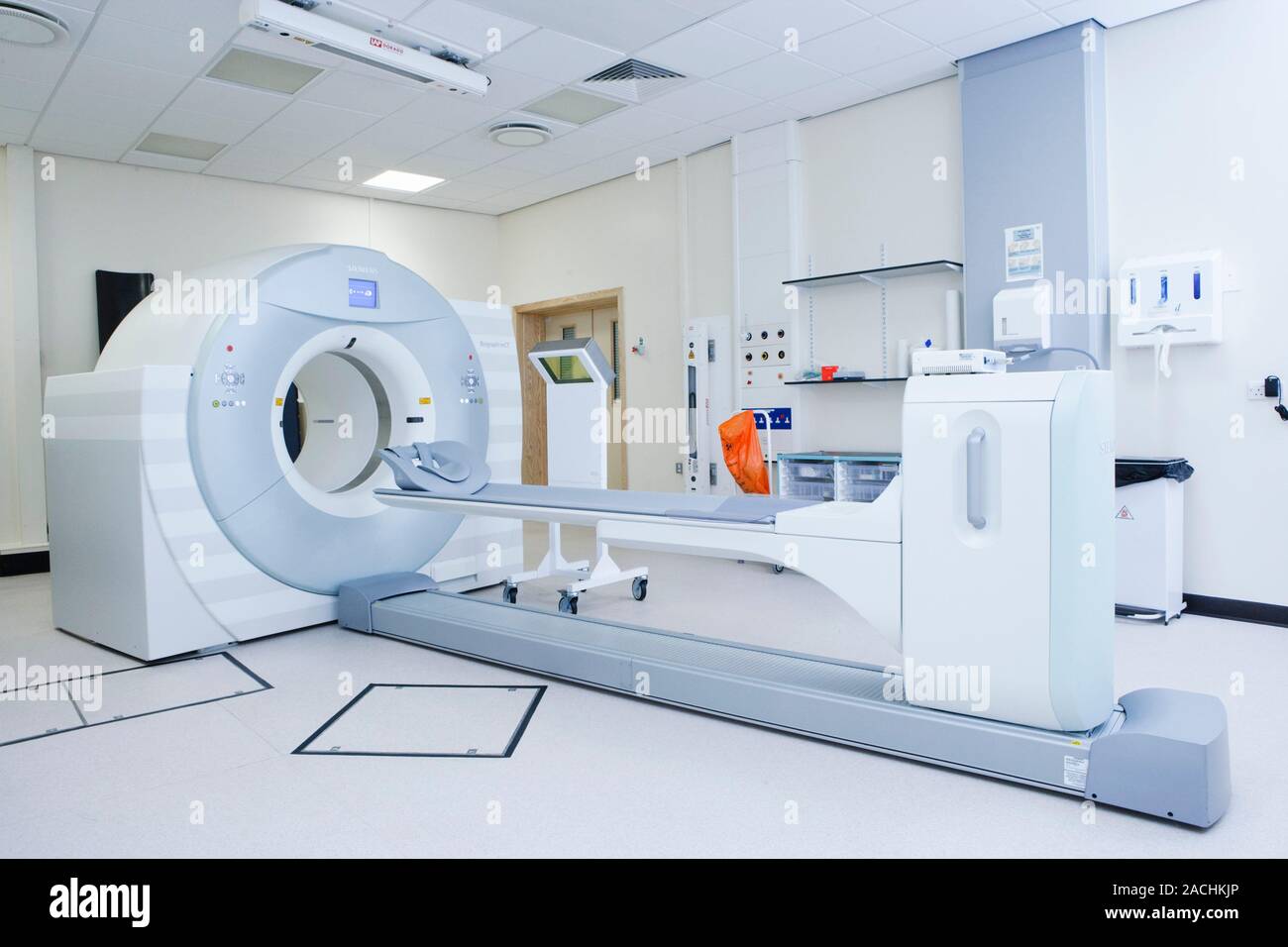 PET CT scanner in hospital examination room Stock Photo - Alamy