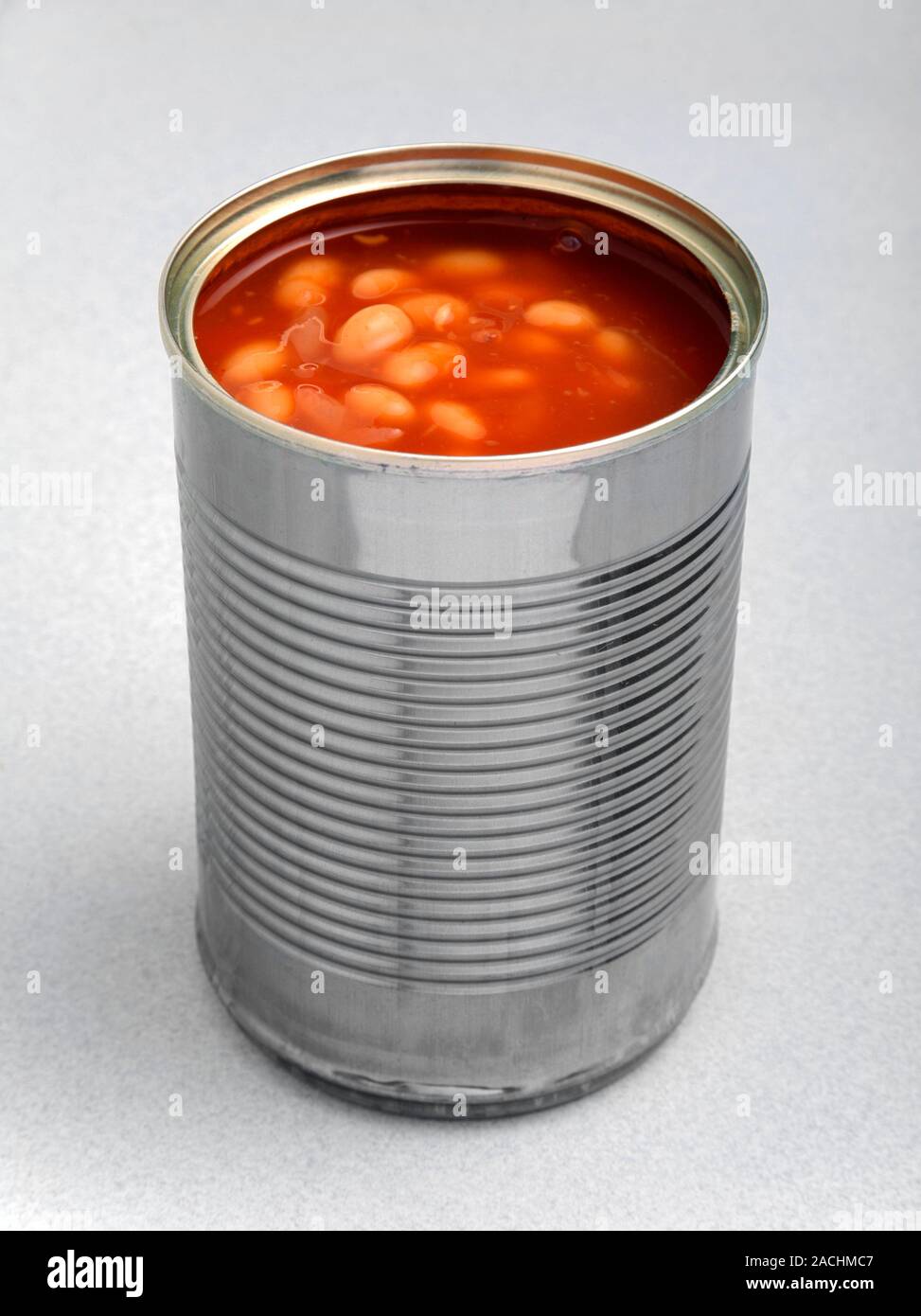 Baked beans in a can Stock Photo - Alamy