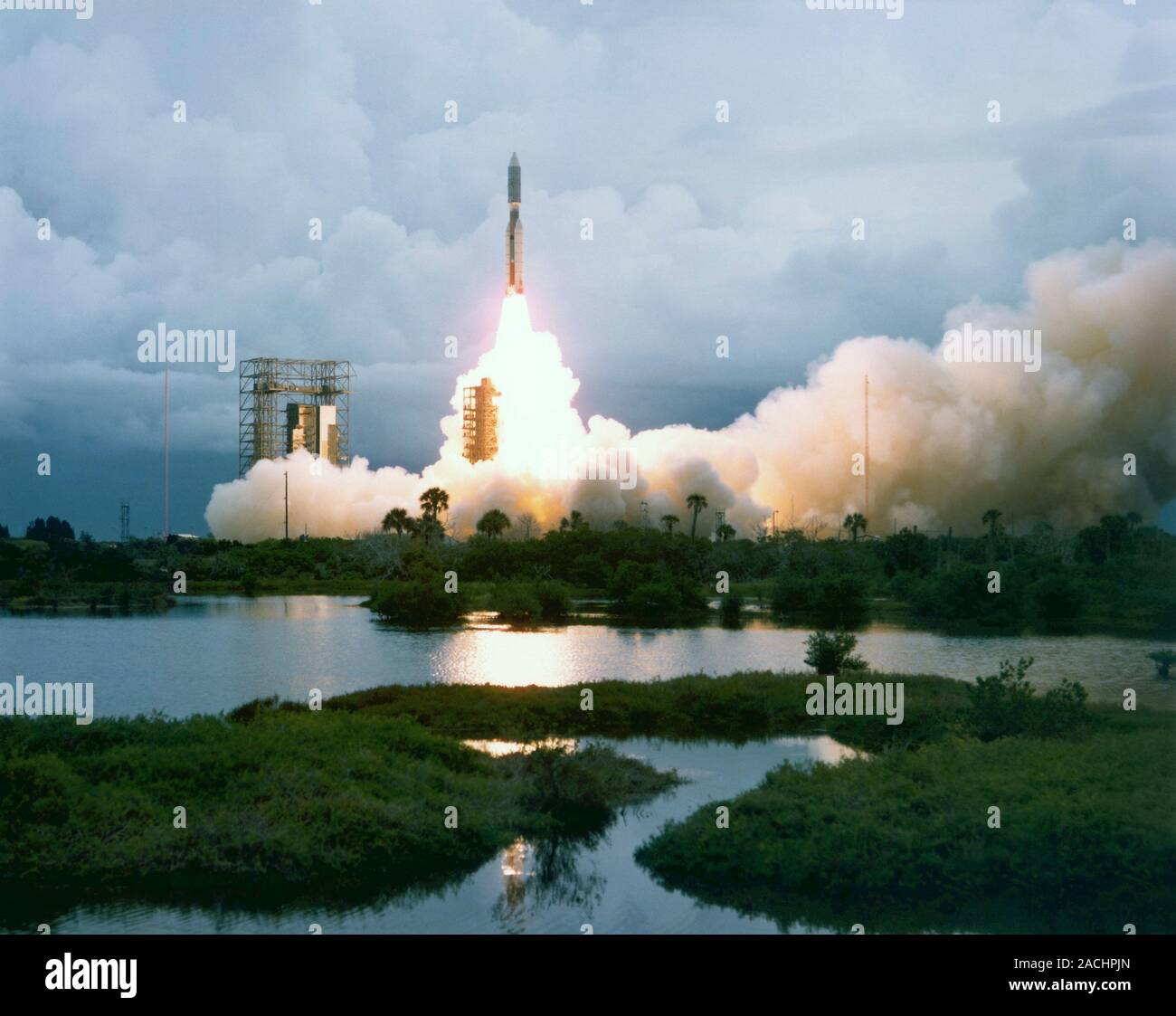 Viking 1 launch. Titan 3E rocket launching NASA's Viking 1 spacecraft ...