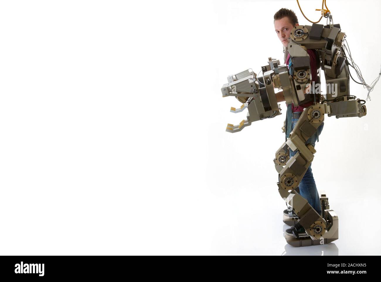 Body Extender robotic device being used by one of its designers. This ...