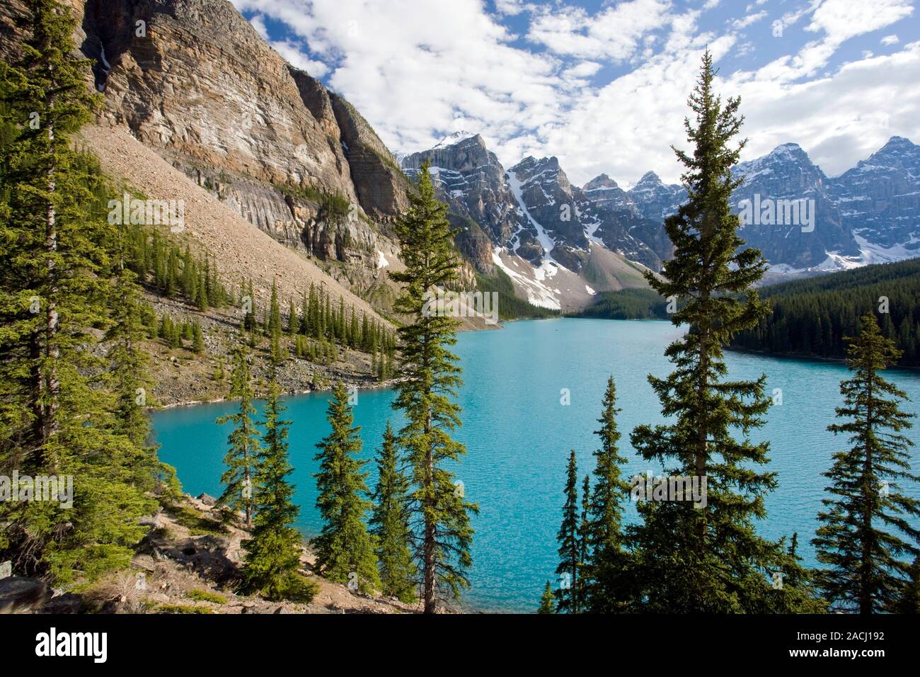 Morraine Lake in Banff National Park in the Rockies, Canada Stock Photo ...