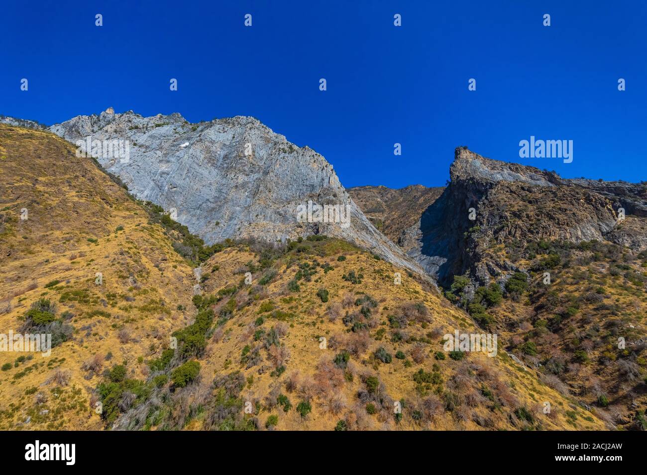 Views Along The Kings Canyon Scenic Byway Sr 180 Through Giant