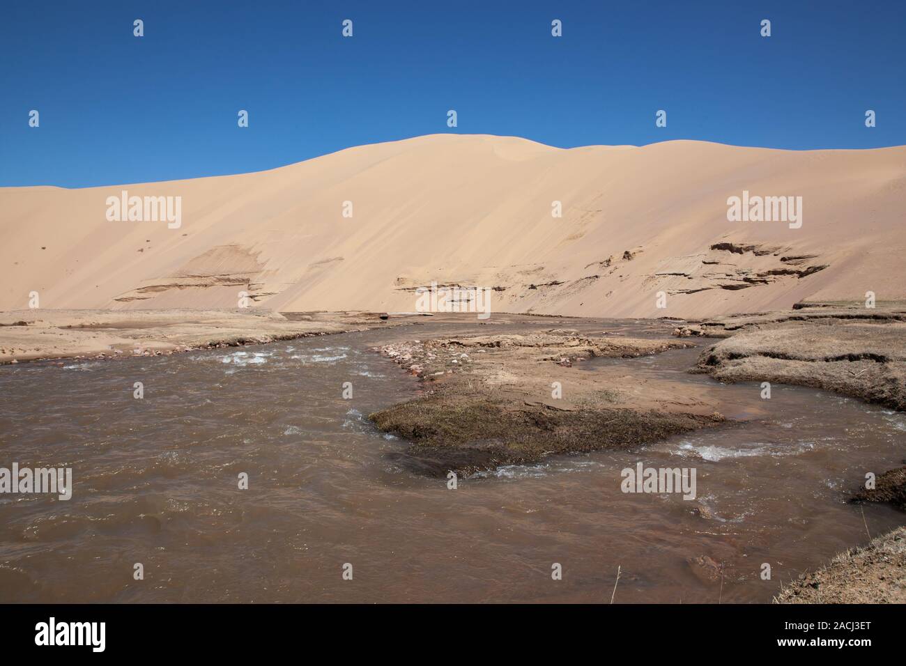 Gobi Desert Singing Sand Dunes river Stock Photo - Alamy