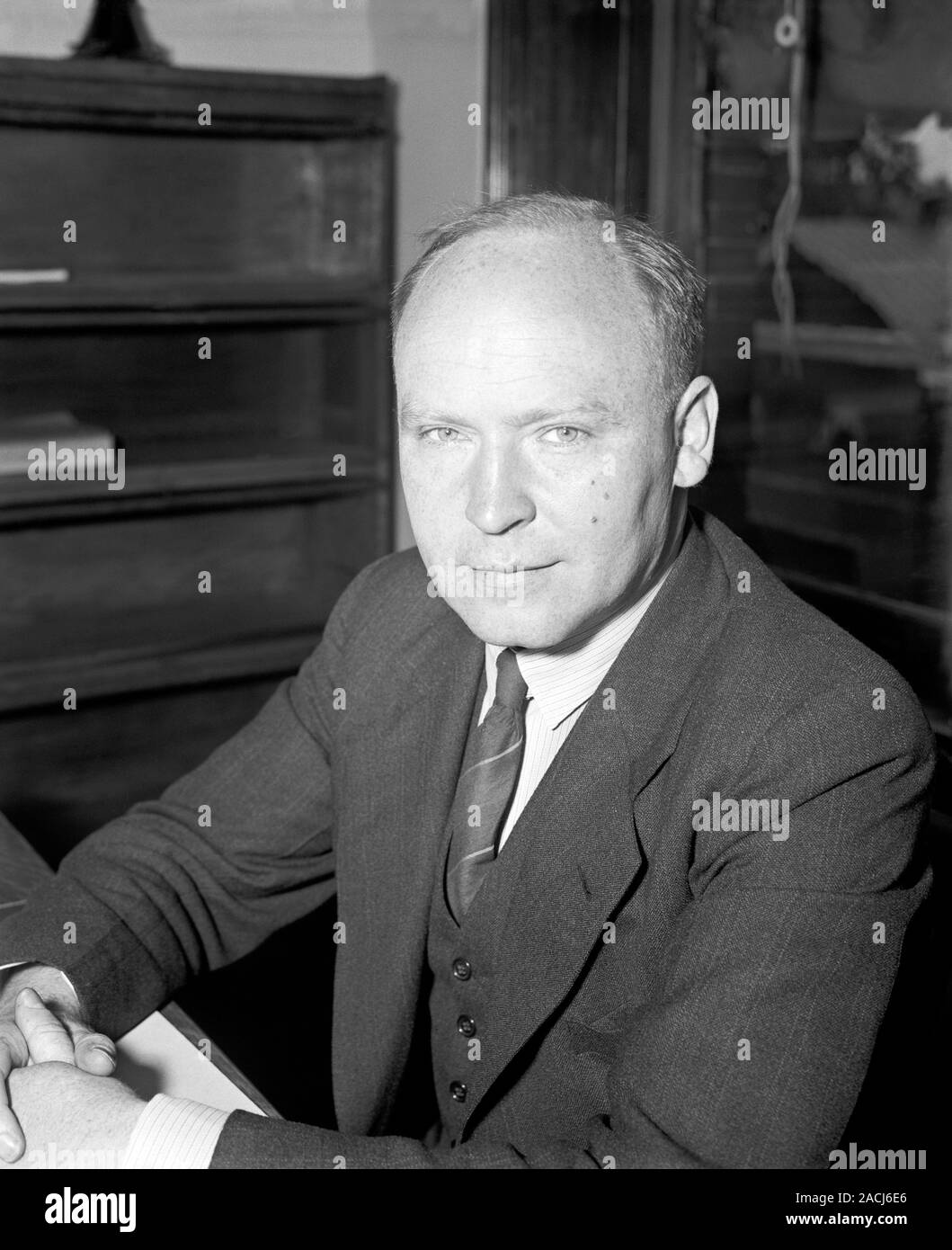 Carl Rossby (1898â 1957), Swedish-American meteorologist. Carl-Gustaf ...