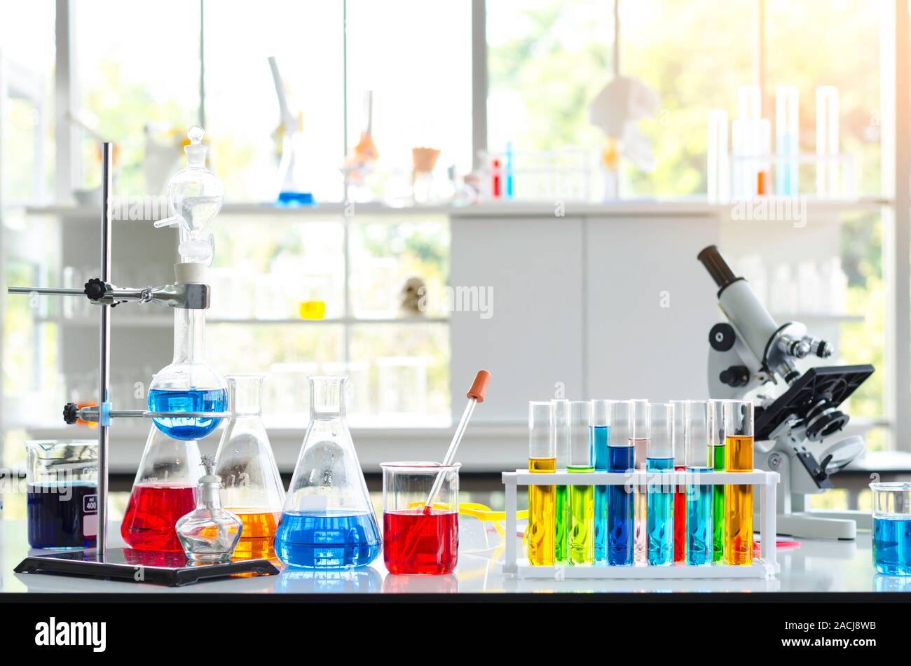 Microscope sample preparation hi-res stock photography and images - Alamy